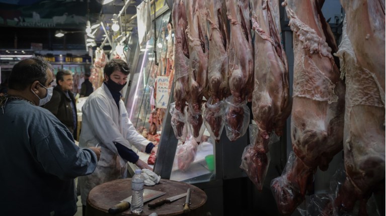Τιμές προϊόντων για το πασχαλινό τραπέζι, στην τρικαλινή αγορά - PyliNews