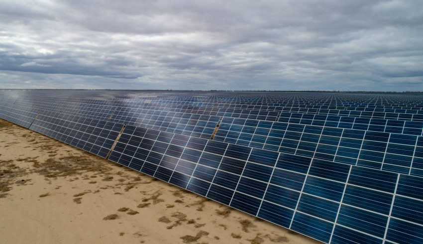 Η RWE και η ΔΕΗ ξεκινούν την κατασκευή νέων φωτοβολταϊκών έργων ισχύος ...
